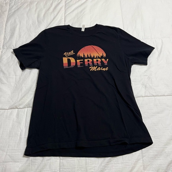 Shirts | Visit Derry Tshirt | Poshmark